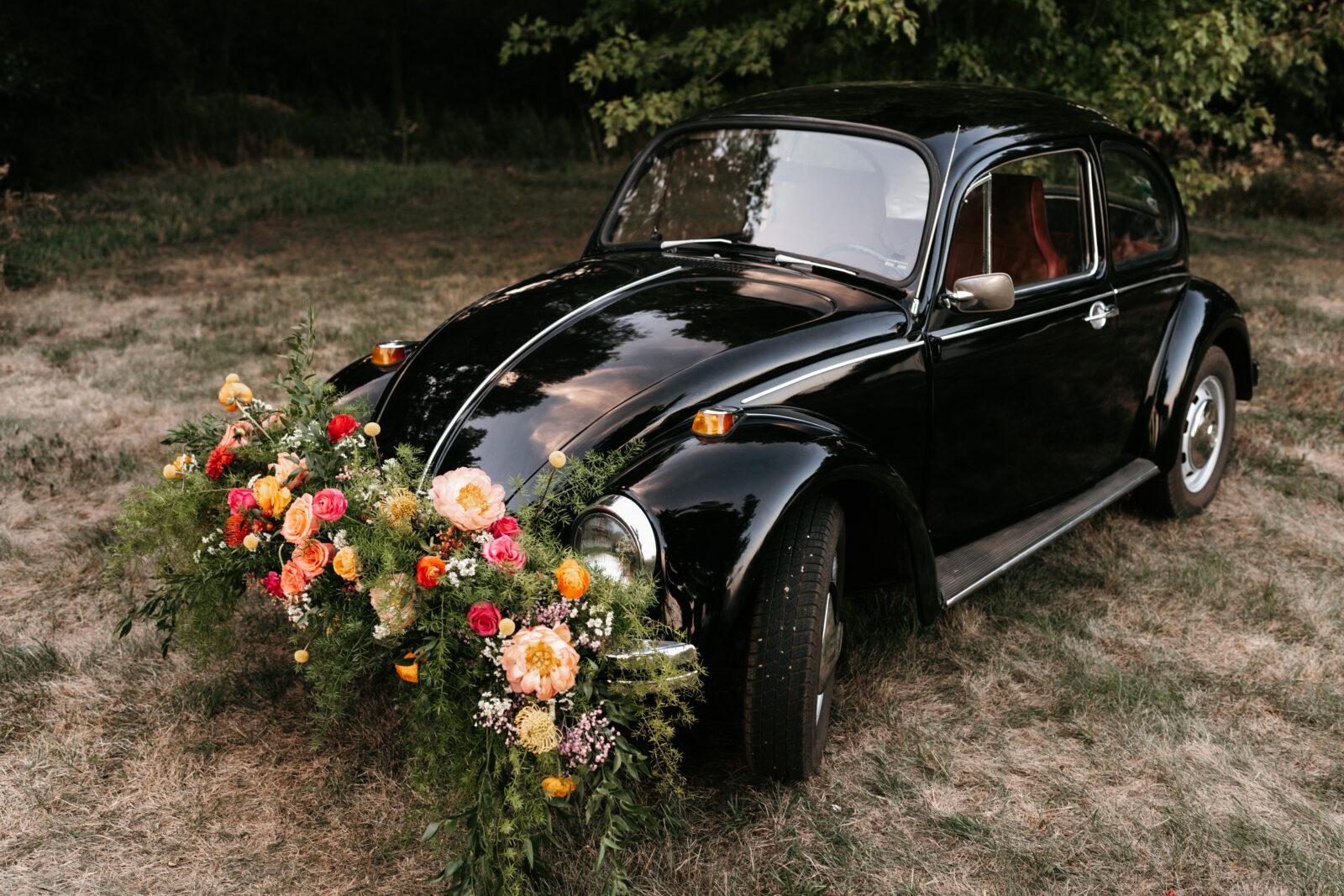 Sioux Falls Florist: Thistle & Dot Floral - Anna Behning Photography